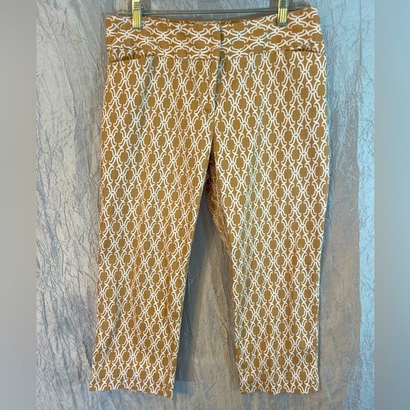Cato | Pants & Jumpsuits | Cato Cotton Tanbeige White Capri Pants With ...